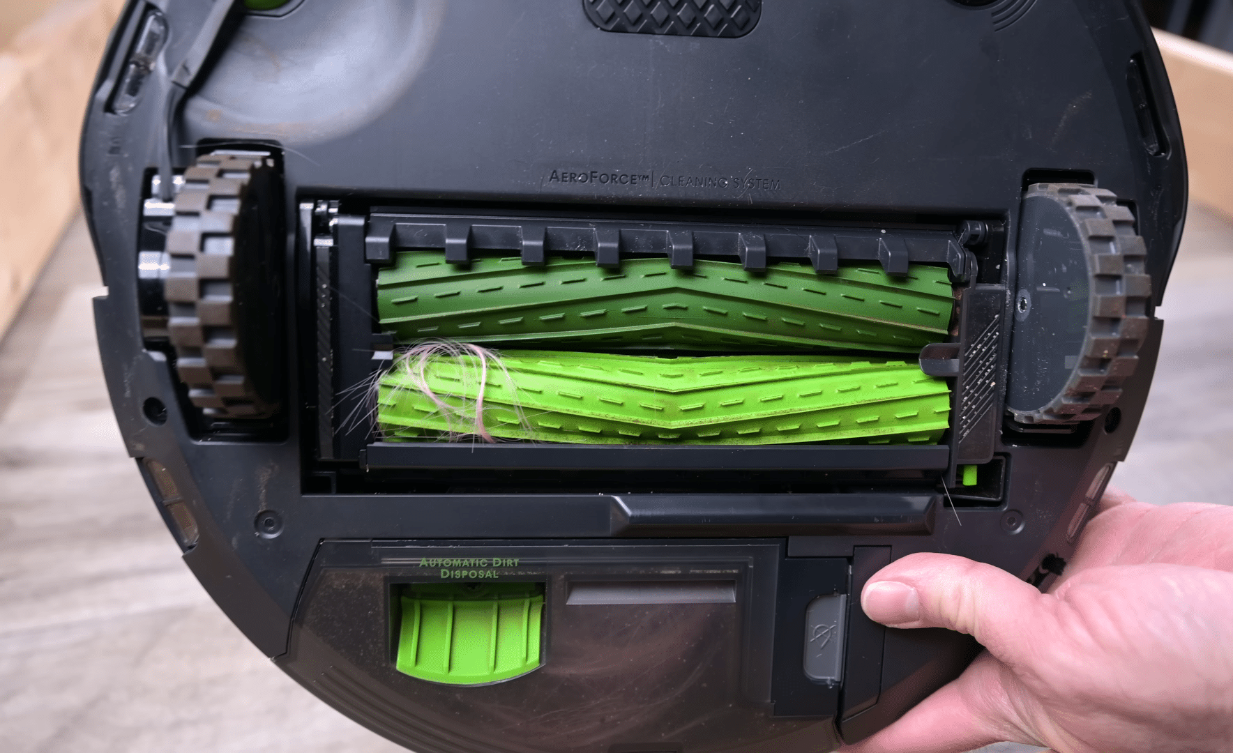 iRobot Roomba Combo j5+ Robot Vacuum Review: Smarter 2-in-1 Cleaning at ...