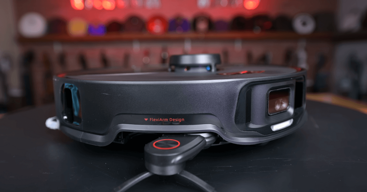 Roborock S8 Max Ultra vs S8 MaxV Ultra Robot Vacuum Comparison: Which ...