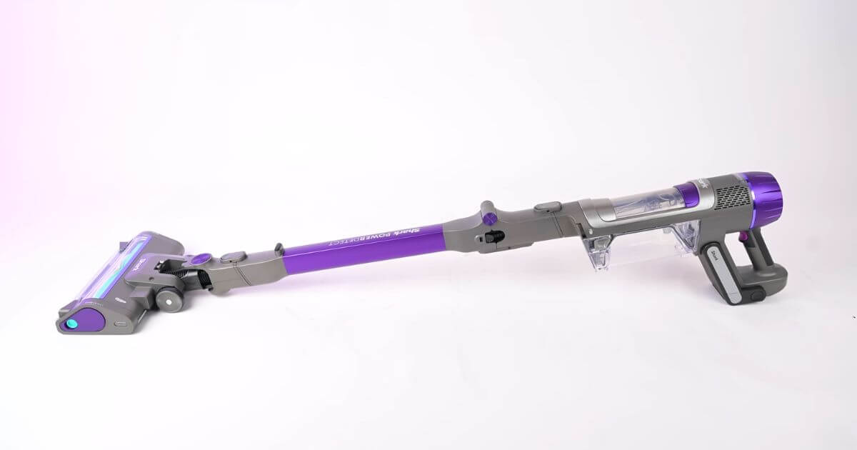 Shark PowerDetect Clean and Empty Vacuum Review: Exceptional Value and ...