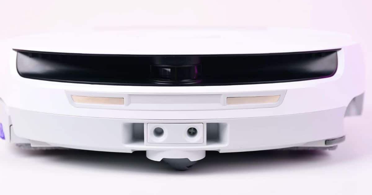 Narwal Flow Robot Vacuum Review: Flagship Power & Real Wins